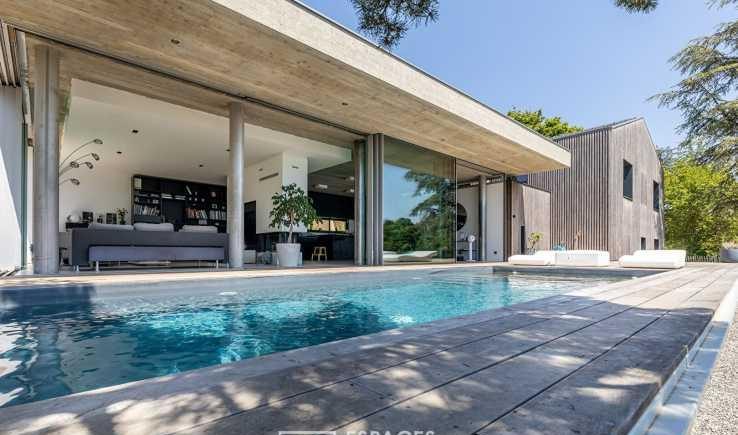 Real Estate and Properties for sale in Lyon | Page 1