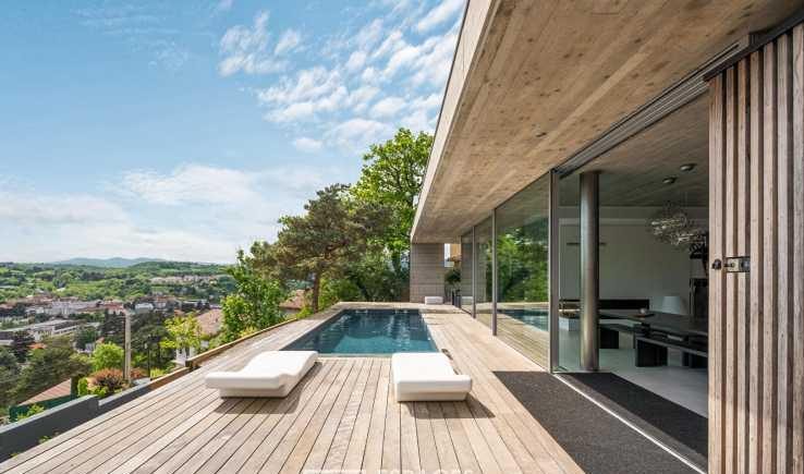 Real Estate and Properties for sale in Lyon | Page 1