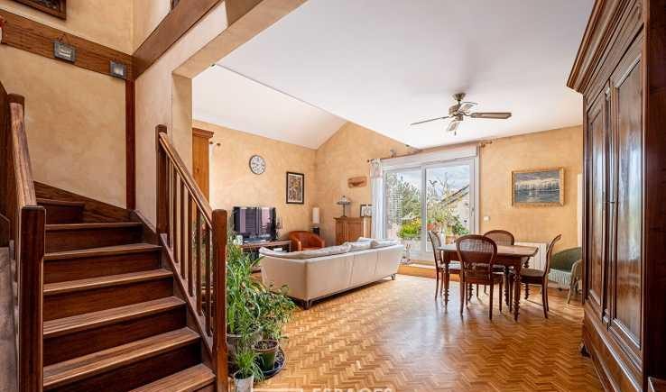 Real Estate and Houses for sale in Lyon | Page 1