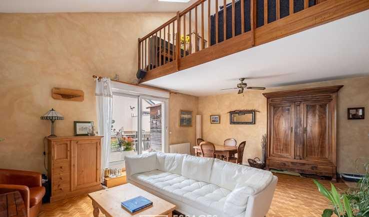 Real Estate and Houses for sale in Lyon | Page 1