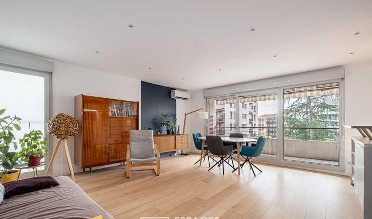 Real Estate and Houses for sale in Lyon | Page 1