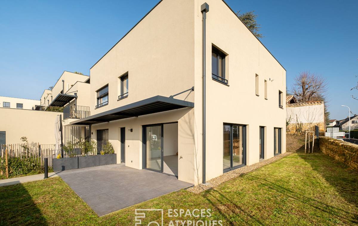 Real Estate and Houses for sale in Lyon | Page 1