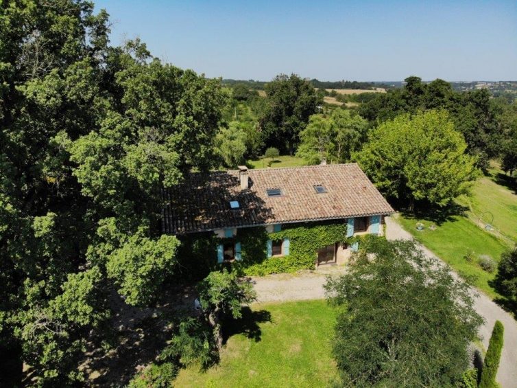 Stone Houses & Country Homes for Sale in France