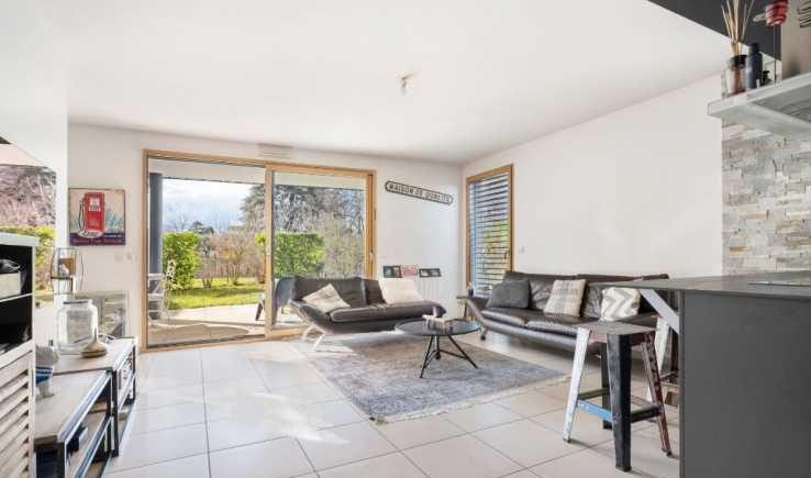 Real Estate, Apartments & Properties for sale in Lyon