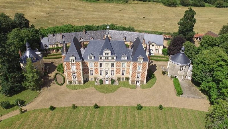 Castles, Chateaux & Estates for Sale in France | My-French-House.com
