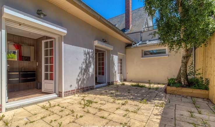 Properties, Character Houses & Real Estate for Sale in France