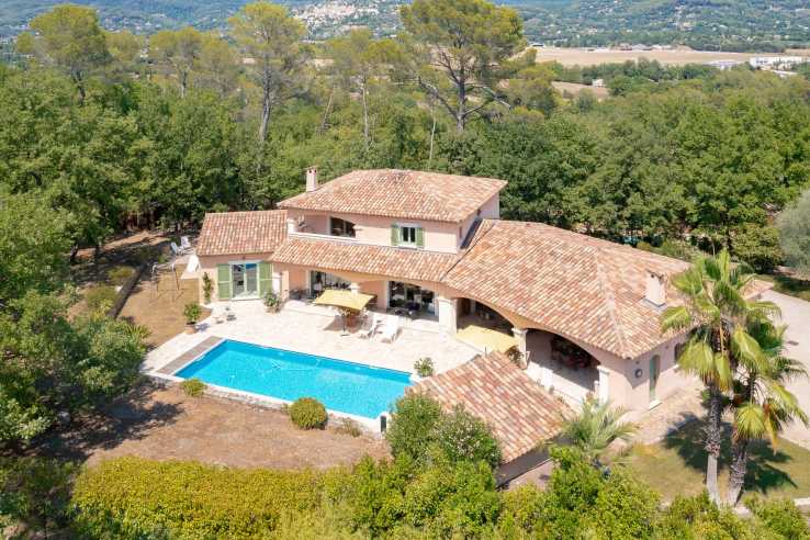 Properties, Character Houses & Real Estate for Sale in France